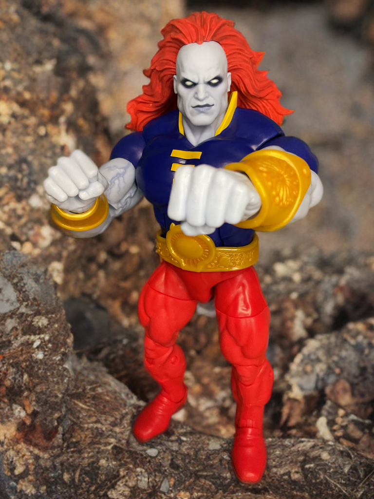 Towering Titans: 12 Colossal Marvel Legends Action Figures!